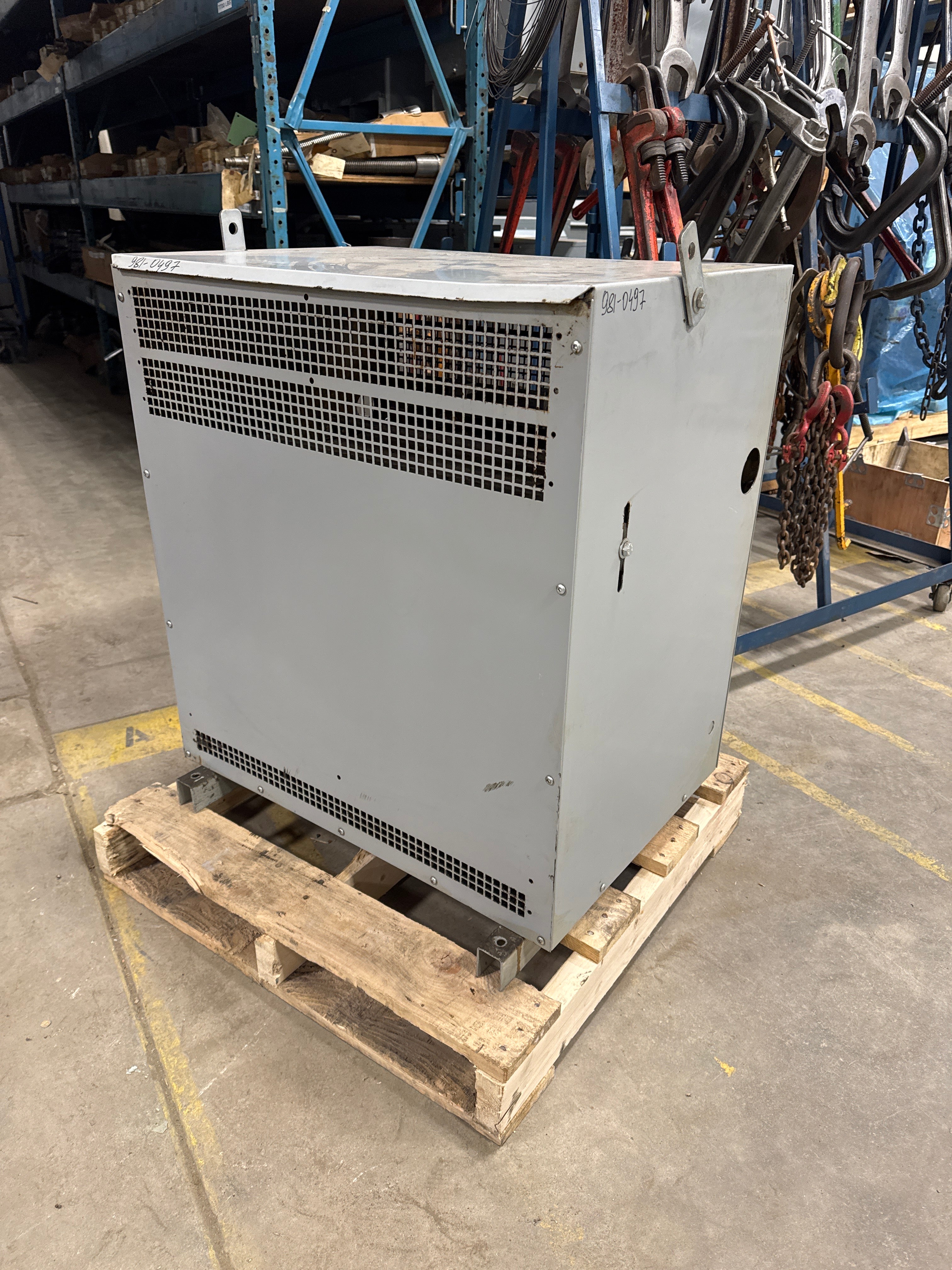 100 KVA - 230V to 231/400V 3 Phase Isolation transformer – Stan Canada