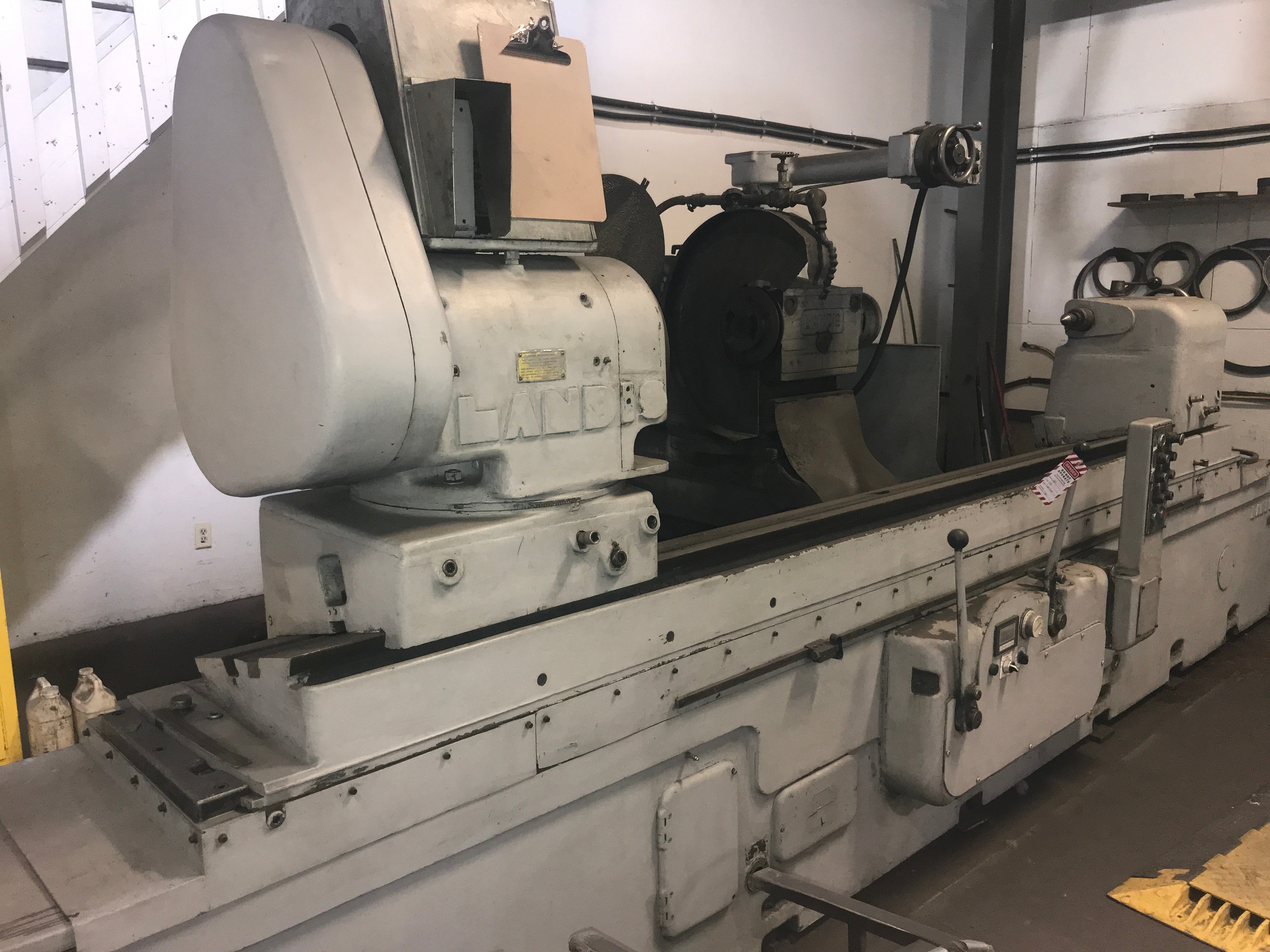 Landis Tool Grinder – Stan Canada