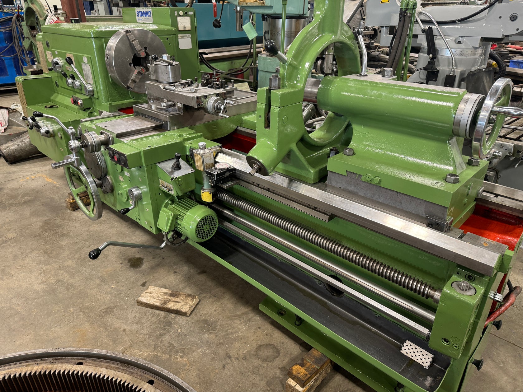 Stanko 1M63 x 1500 Lathe | 28" Swing, 60" Centers, 3-1/4" Bore – Stan ...