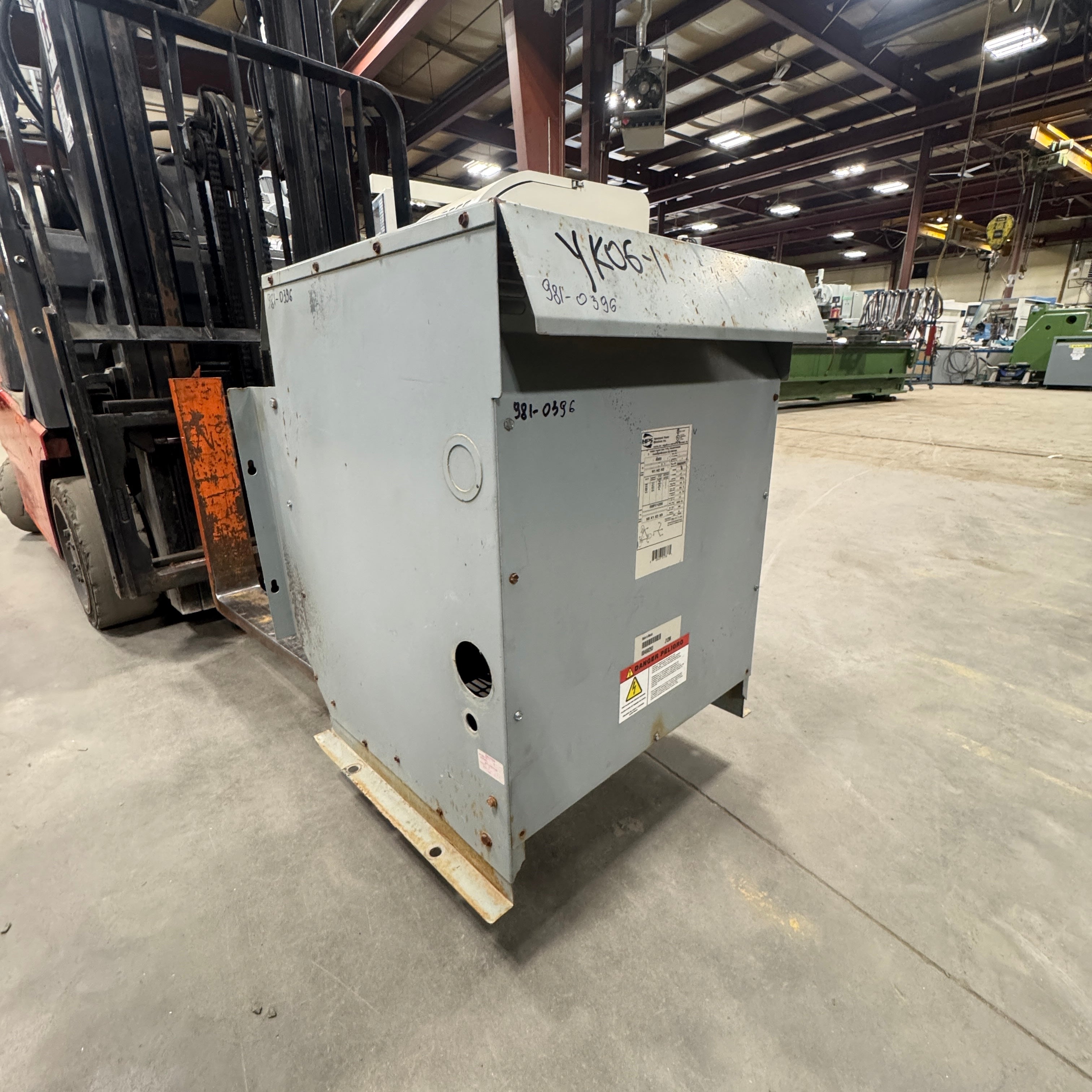 45 KVA 600 to 208/120V Isolation Multi-tap – Stan Canada