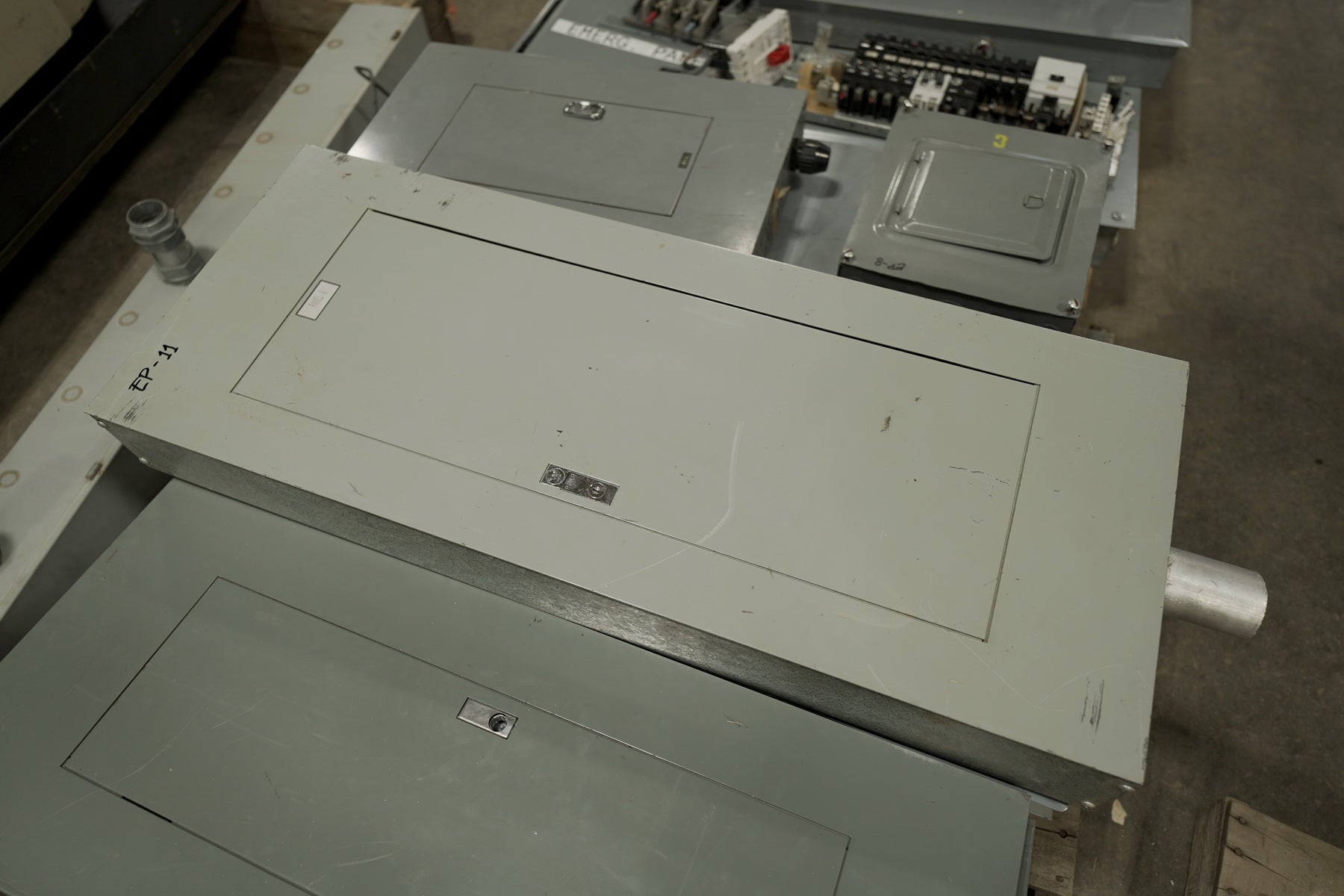 225A (120V/208V) Electrical Panel – Stan Canada