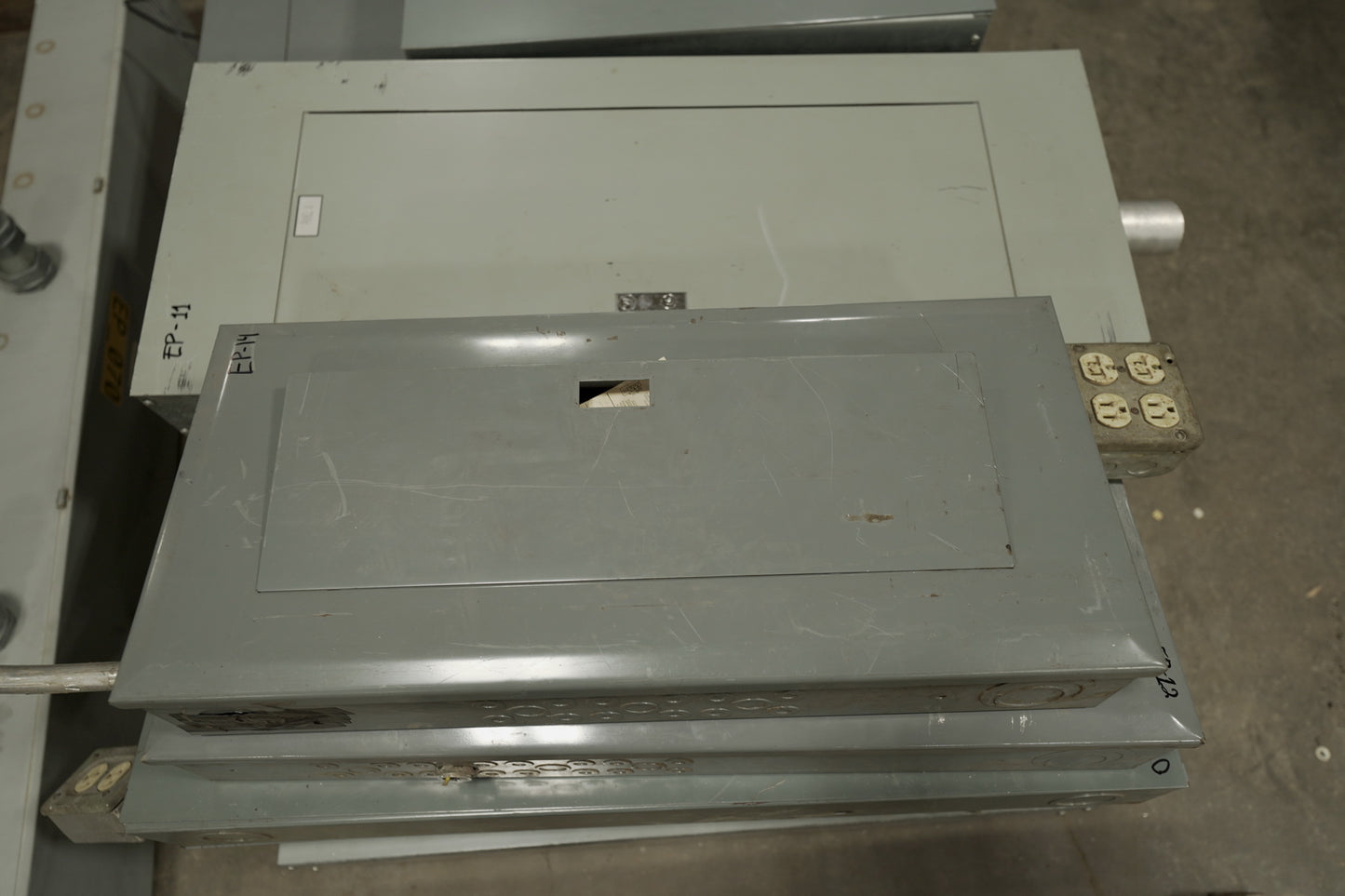 200A (120V/208V) Electrical Panel – Stan Canada